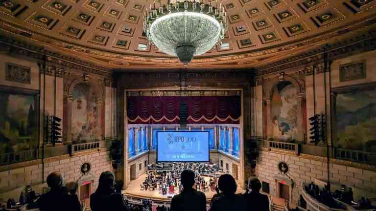 Eastman Theatre - Day Trips Around Rochester, NY