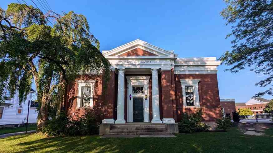 31 Monroe County Libraries - Day Trips Around Rochester, NY